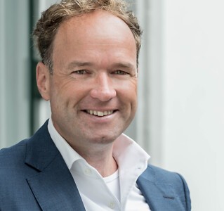 Helmuth Stoop - Managementboek.nl